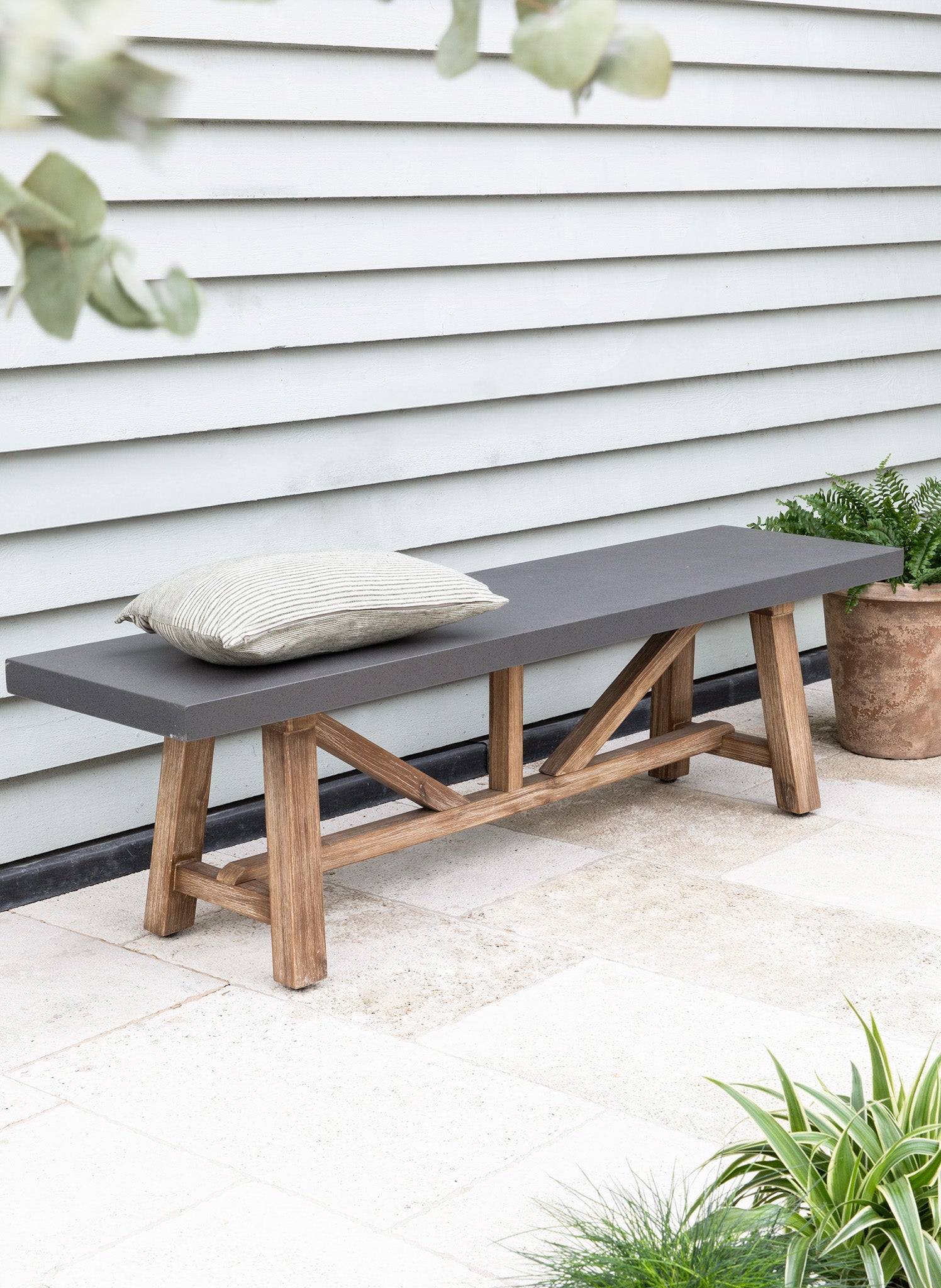 Chilford Bench (Large) – Soto Gardens