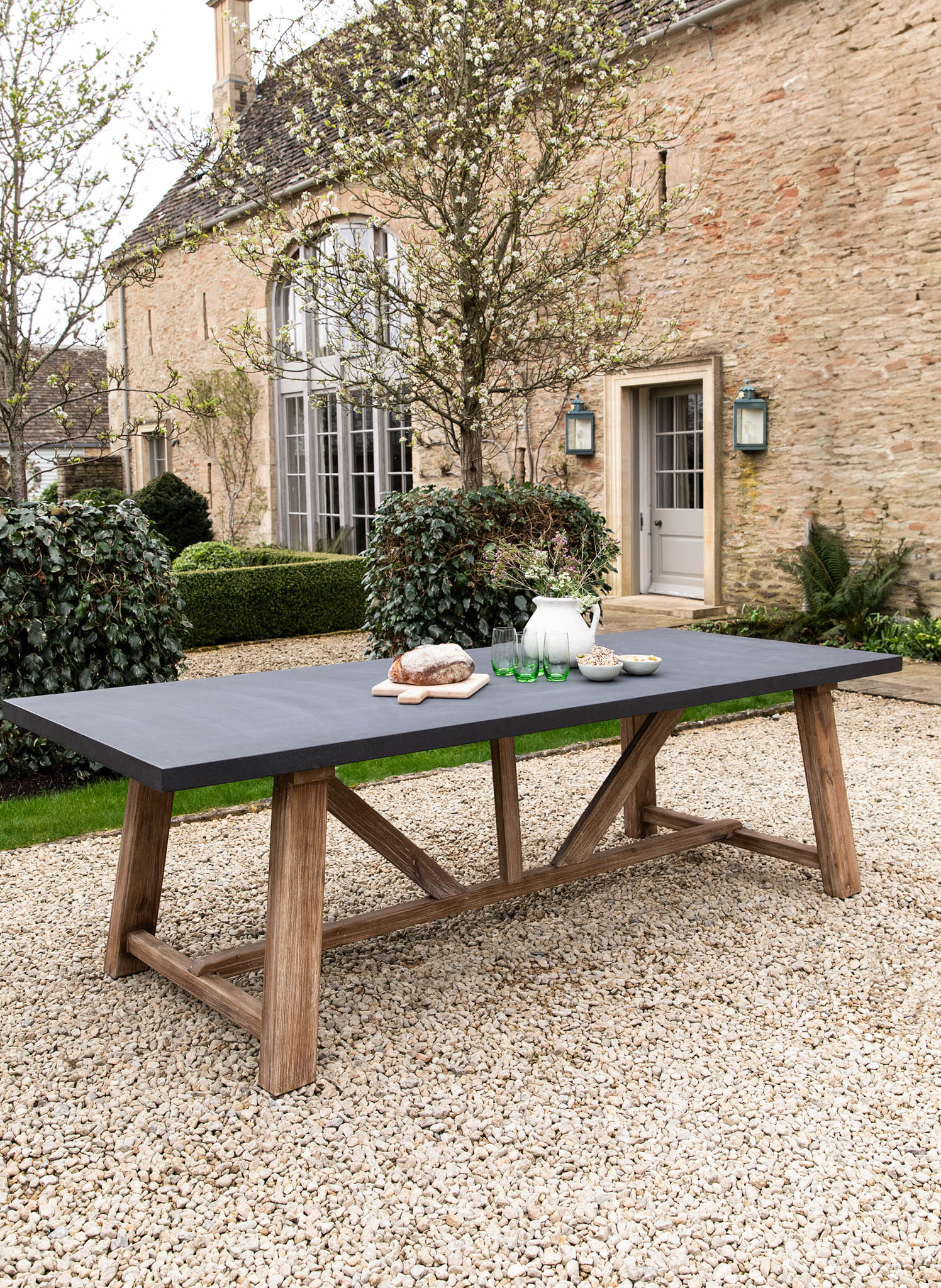 Chilford Dining Table (Large) – Soto Gardens