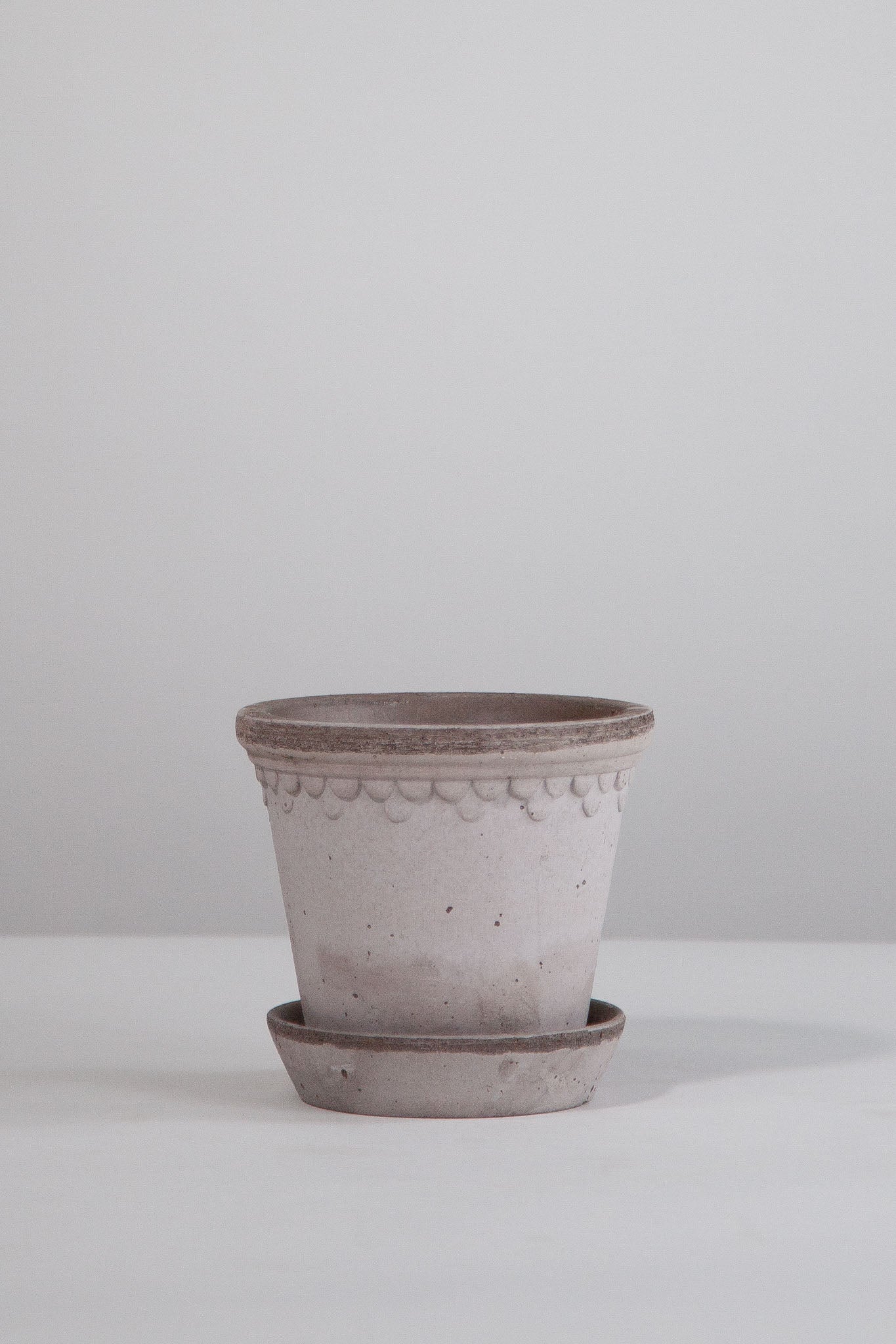 Copenhagen Pot - Grey - Soto Gardens