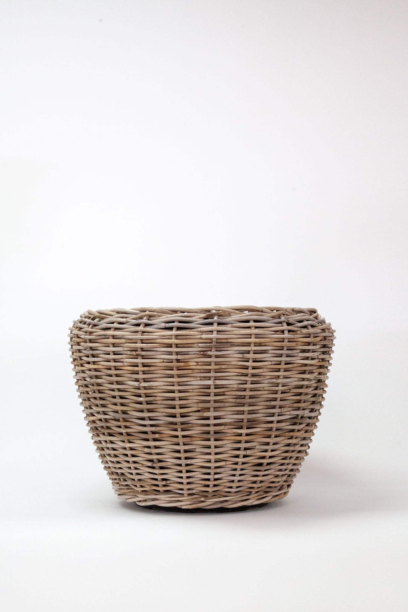 Rattan Basket Planter XL - Soto Gardens