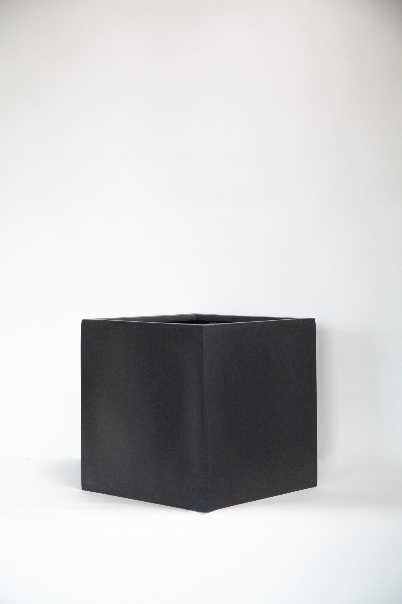 Cube Pot - Black - Soto Gardens